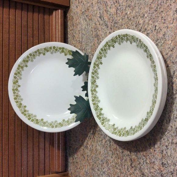 Corelle | Dining | Corelle Spring Blossom Crazy Daisy Bread Plate Set ...